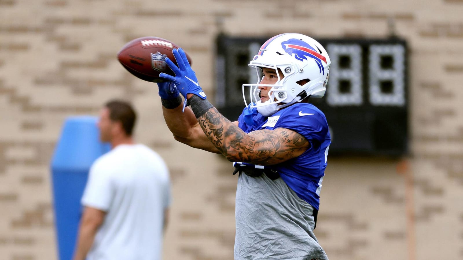 NFL Fans React to Taylor Rapp’s Scary Injury in Week 12 vs. New York ...