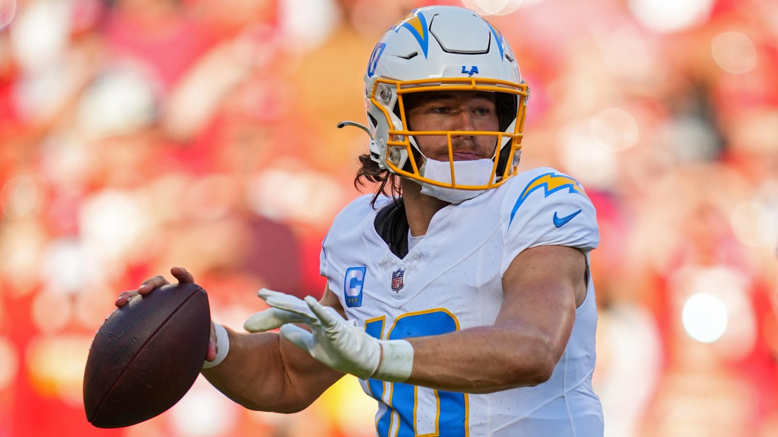 AFC Notes: Justin Herbert, Mecole Hardman, Chargers, Chiefs, Raiders ...