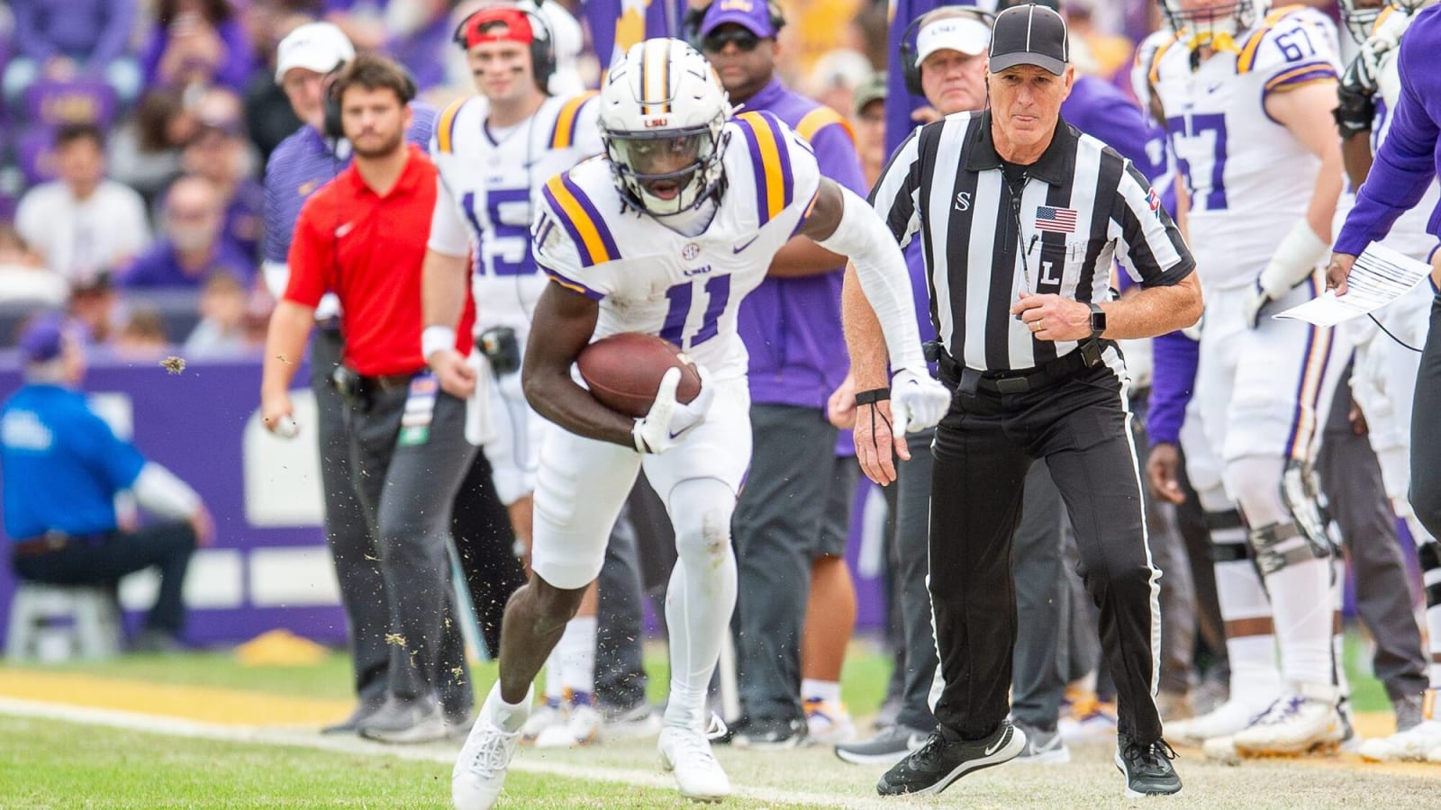 Dolphins Prospect Profile of LSU WR Brian Thomas Jr | Yardbarker