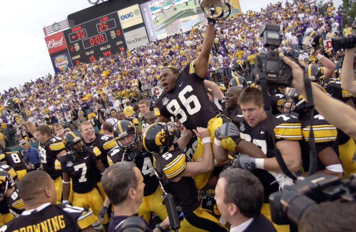 The 25 best game-ending plays in college football history | Yardbarker
