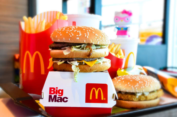 20 fast food menu items everyone should try at least once | Yardbarker