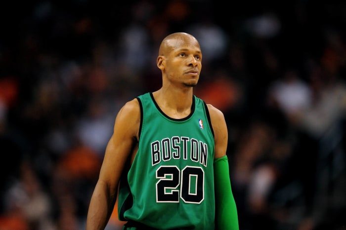 Who has made the most three-pointers in NBA history? | Yardbarker