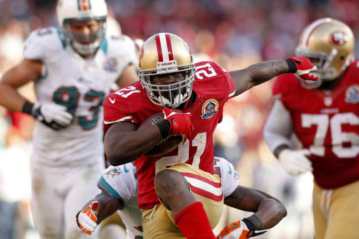 Every NFL player to score 100 or more touchdowns | Yardbarker