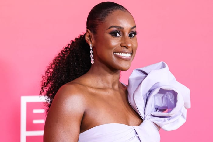 21 celebrities who have degrees in their back pockets | Yardbarker