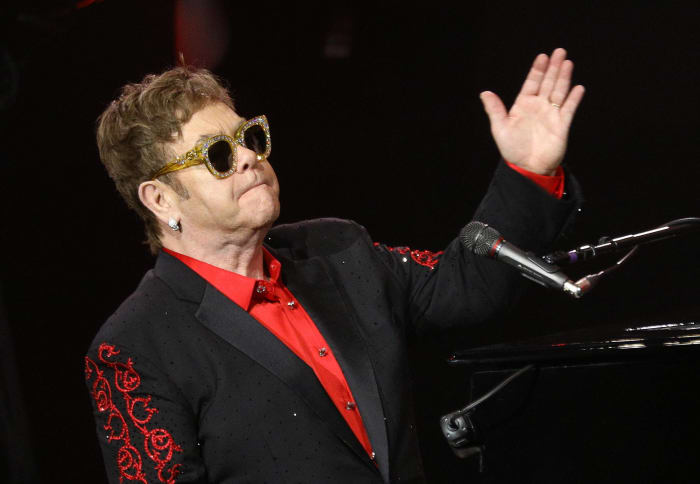Sir Elton: A Grammy legend | Yardbarker