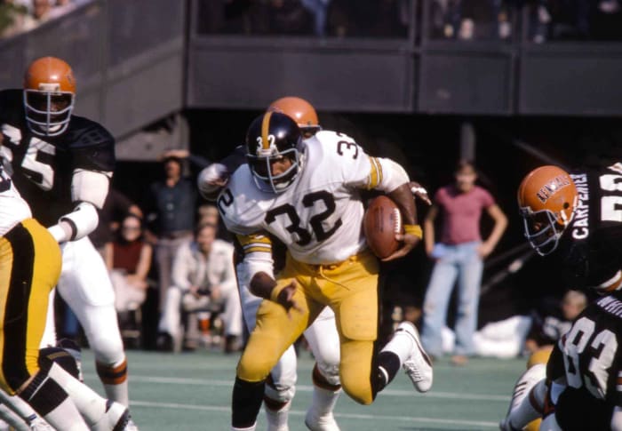 Every NFL player to score 100 or more touchdowns | Yardbarker