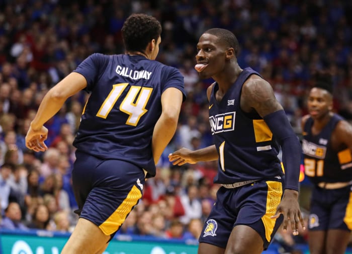 The college hoops conference favorites for 2020-21 | Yardbarker