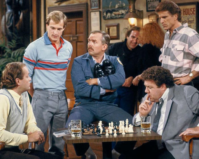 Everyone must watch at least one episode of these 20 sitcoms | Yardbarker