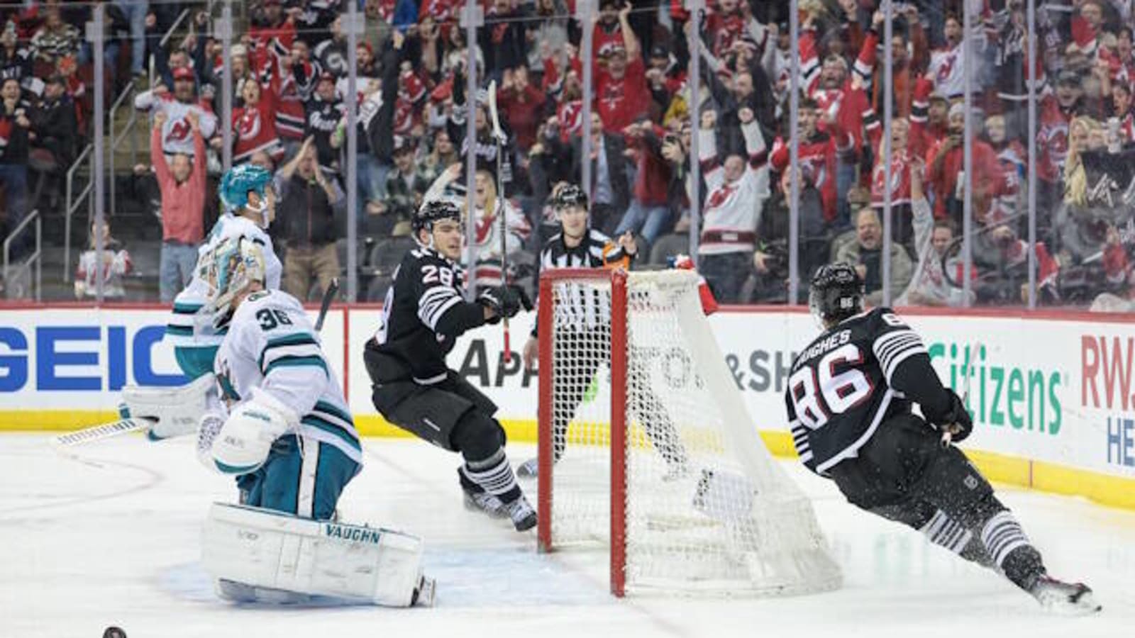 NHL Injuries: Ducks, Blackhawks, Red Wings, Kings, Devils, and Golden ...