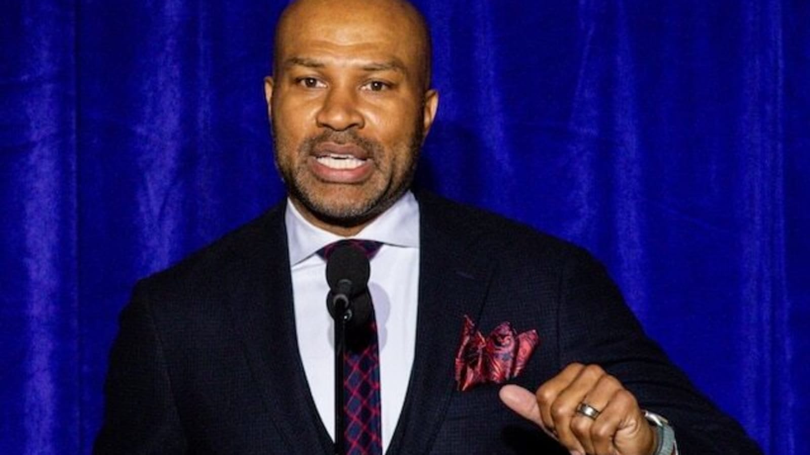 Derek Fisher Details His First Interaction With Jerry West | Yardbarker