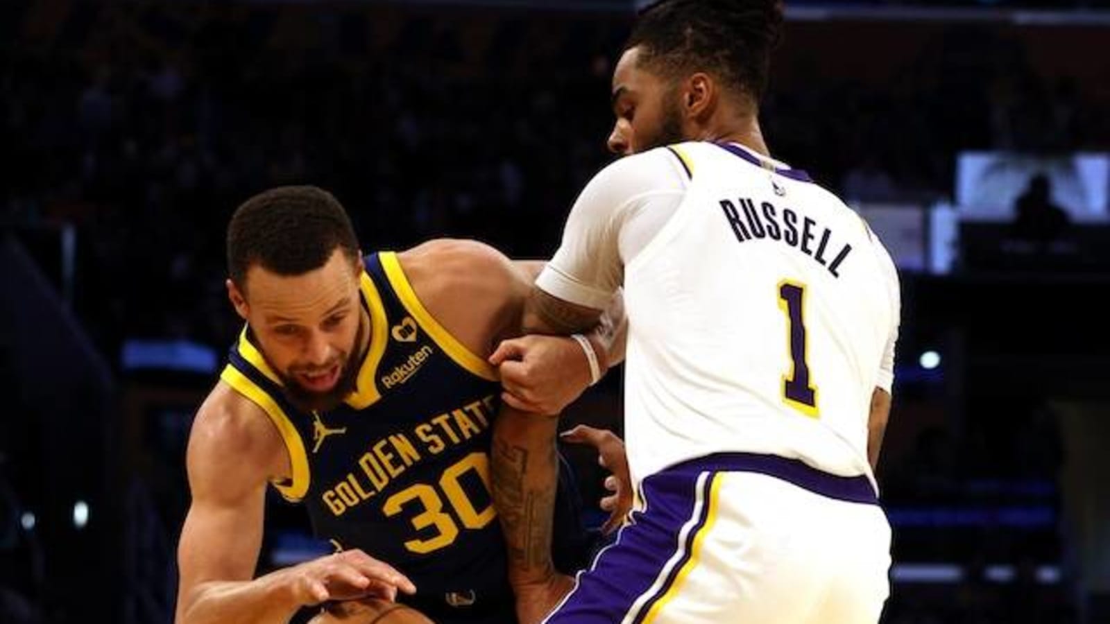 D’Angelo Russell ‘Humbly’ Compares Shooting Ability To Stephen Curry In ...