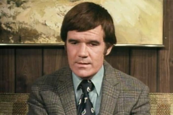 Performers who got their starts on sketch-comedy shows other than ...