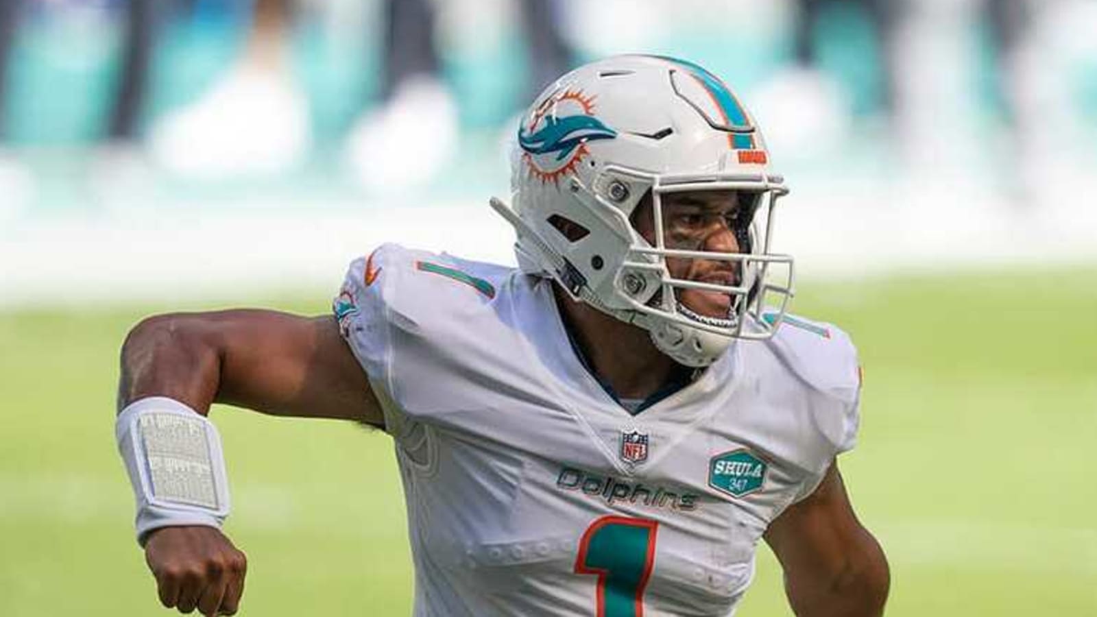 Dolphins' Tagovailoa not considering retirement despite concussion ...