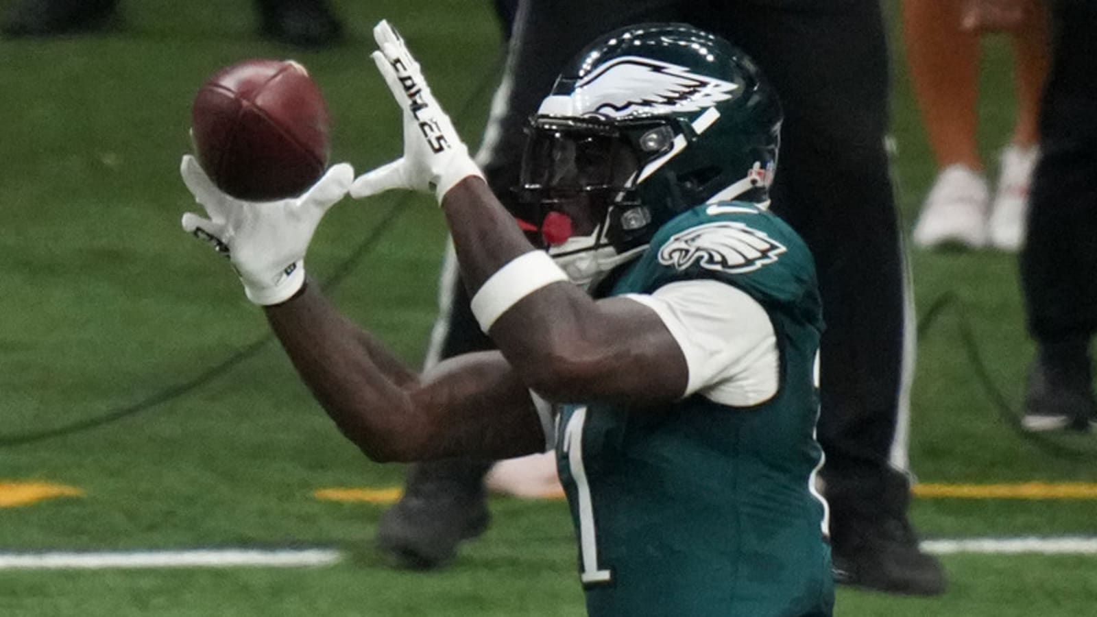 Brown scores Eagles' final first-half touchdown in Super Bowl LIX ...