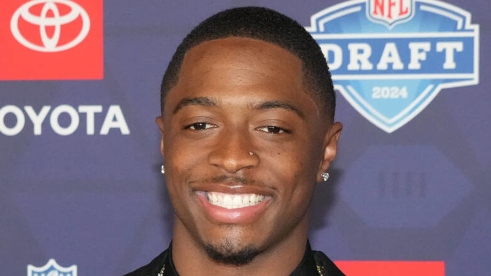 Eagles sign first-round corner, complete 2024 draft class | Yardbarker