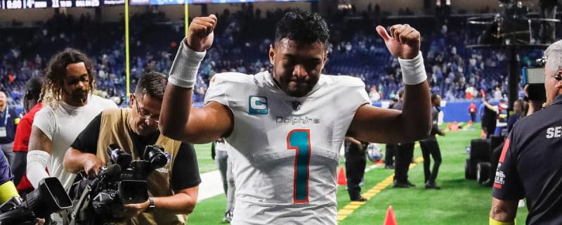 Tua Tagovailoa: Breaking News, Rumors & Highlights | Yardbarker