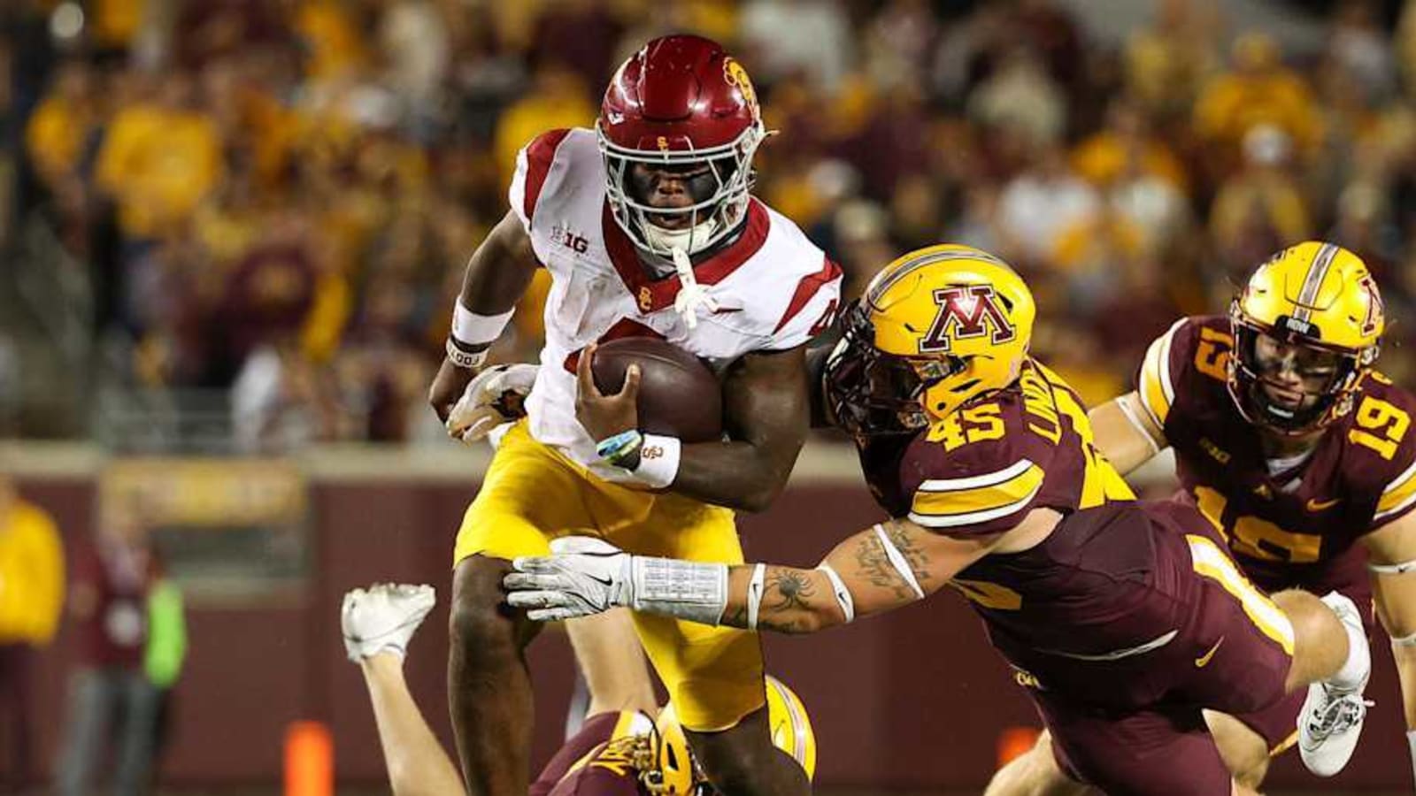 USC Trojans Running Back Woody Marks Extends Nation-Leading Catch ...