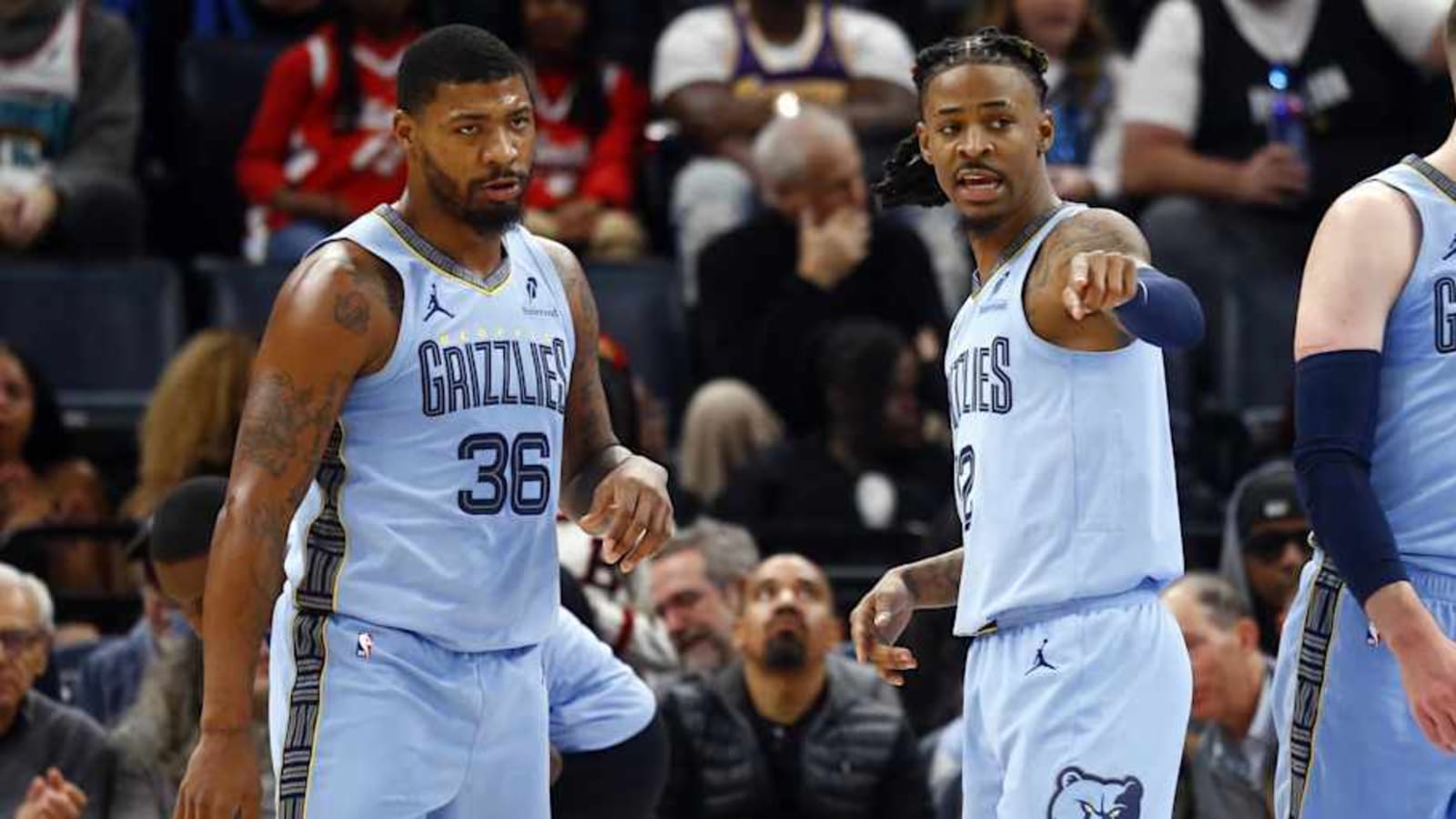 Marcus Smart Suffers Injury During Grizzlies-Hawks | Yardbarker