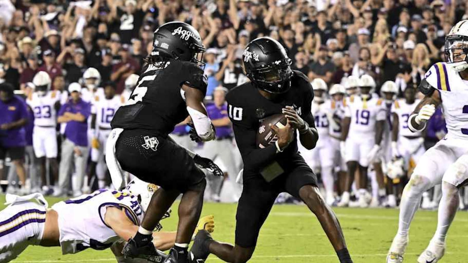 Texas A&M Aggies QB Marcel Reed Wins Pair of Weekly Awards | Yardbarker