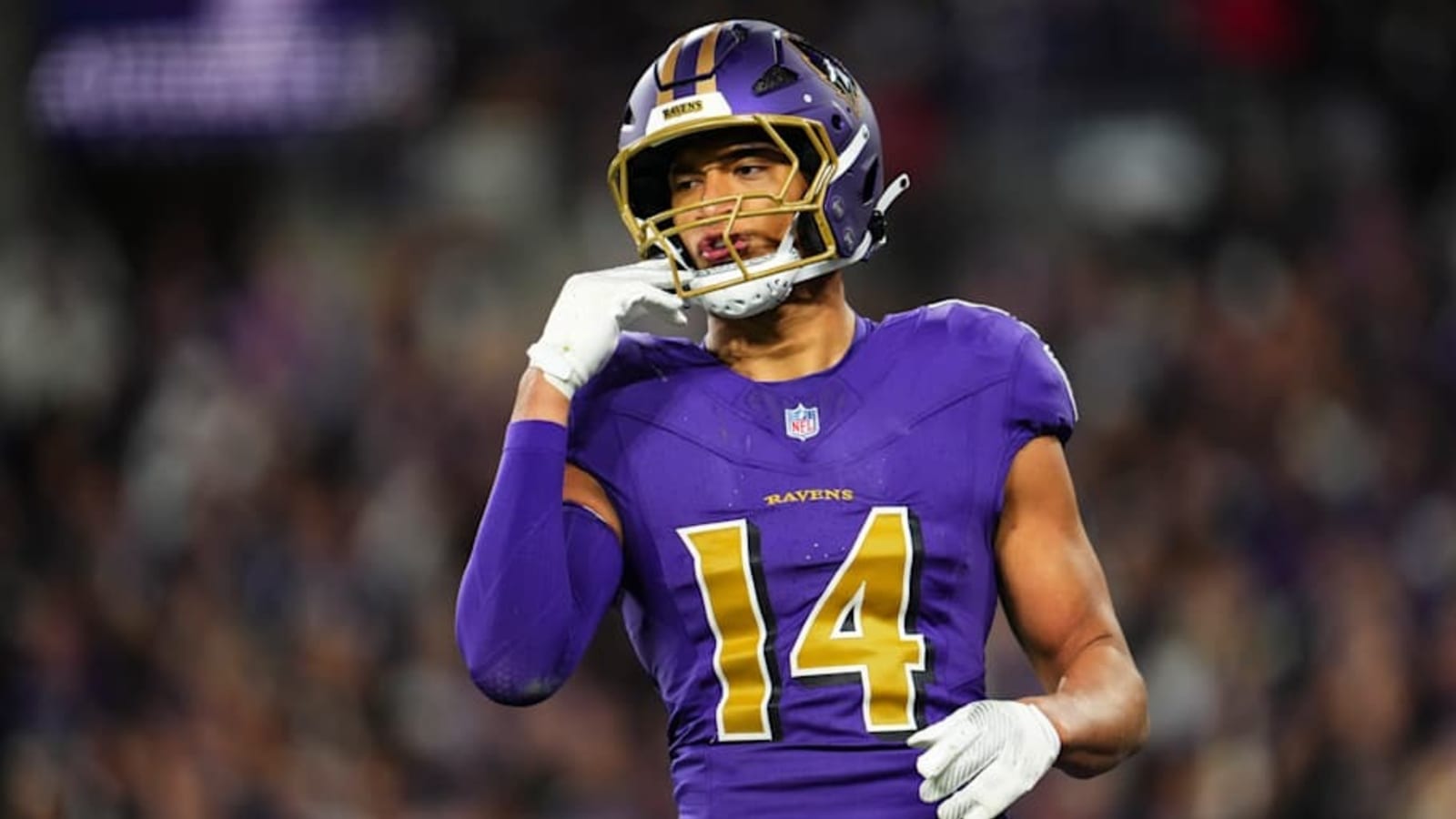 Kyle Hamilton gets injured again during awkward tackle against Steelers ...