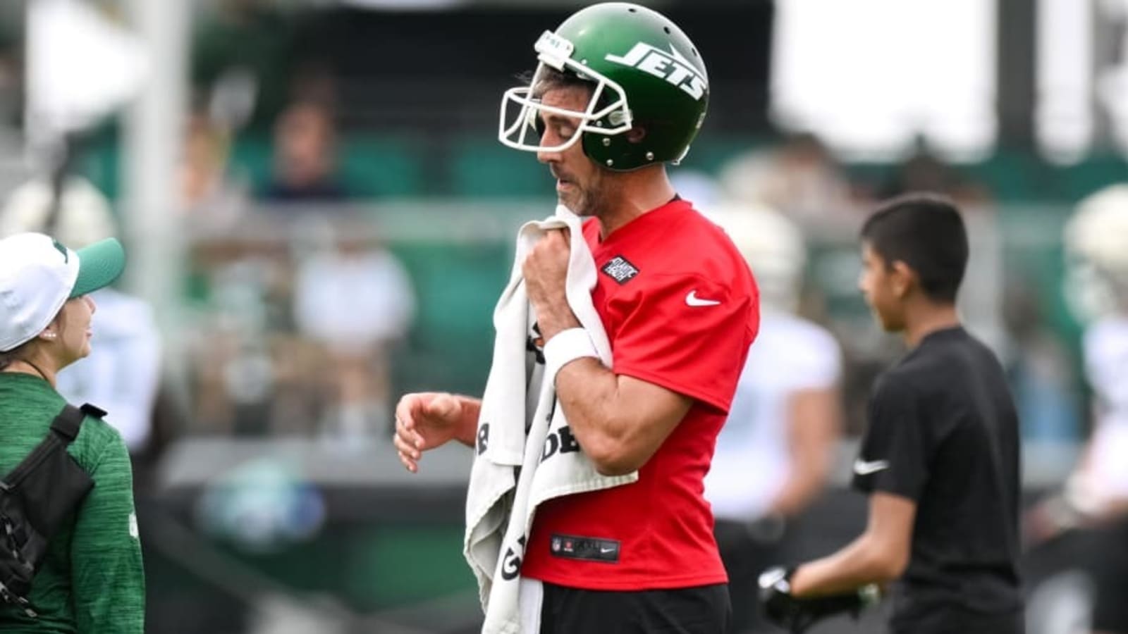 Aaron Rodgers Reveals Secret Weapon for New York Jets' Passing Game ...