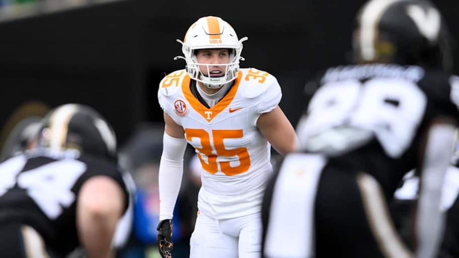 Should Tennessee Football Be Ranked Over The Texas Longhorns? | Yardbarker