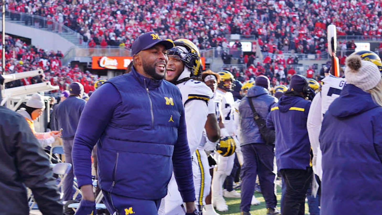 Michigan Football gets major recruit back after re-flipping to ...