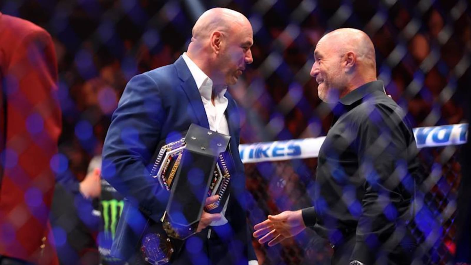 Joe Rogan suggests ‘crazy’ twist for upcoming UFC lightweight ...