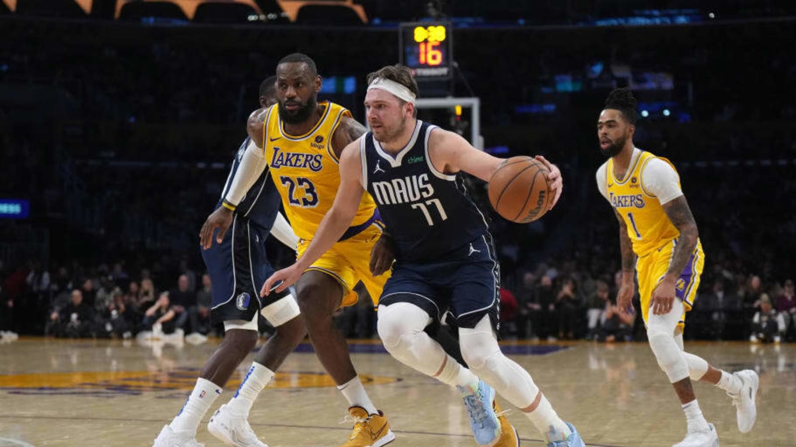 Lakers Legend Takes Massive Shot at Luka Doncic | Yardbarker