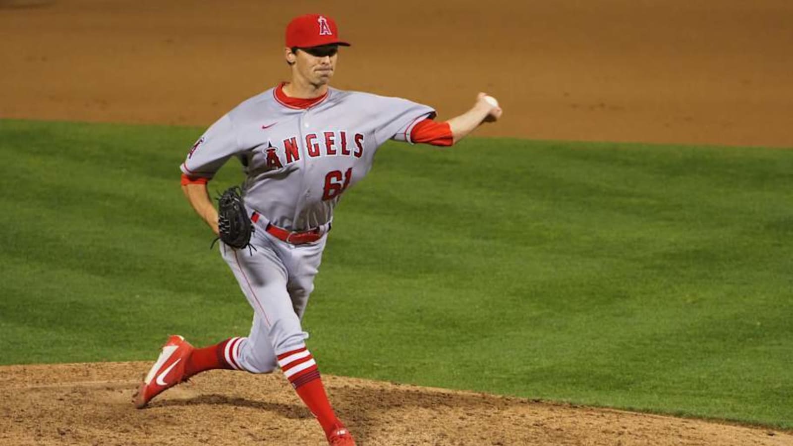 Former Angels Reliever Joins AL West Rival on One-Year Deal | Yardbarker