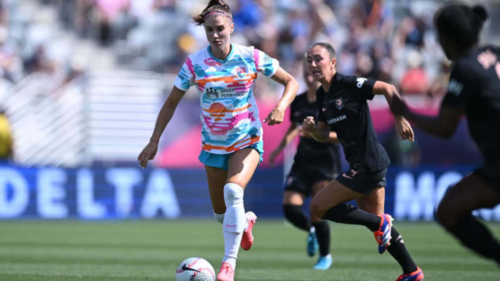Alex Morgan Does Not Start in Loss in Landon Donovan’s NWSL Debut ...