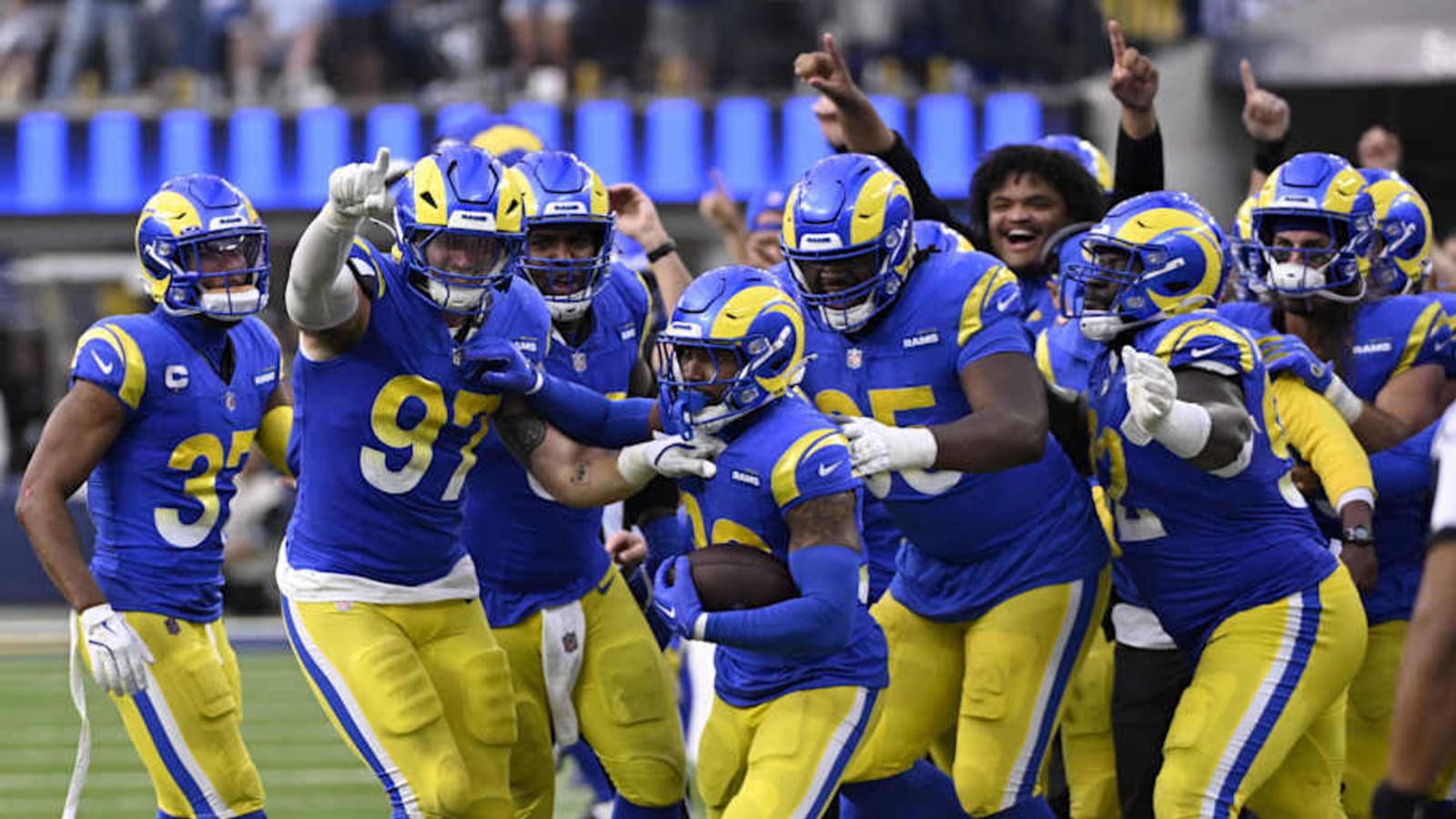 REPORT: Rams Are Now in Prime Position for a Playoff Run | Yardbarker