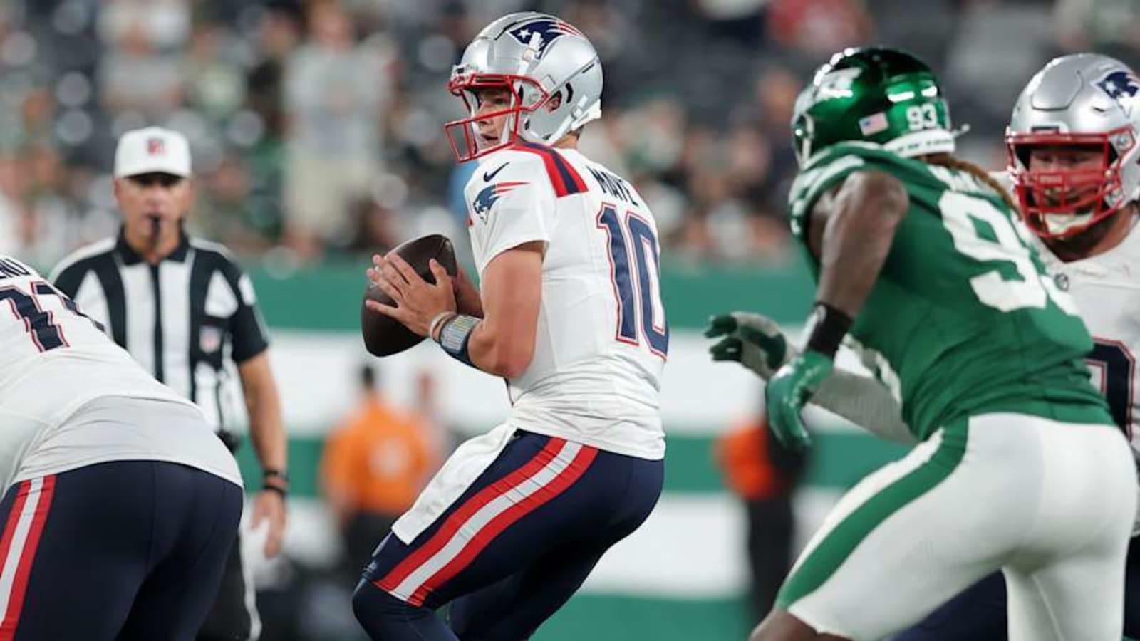 Patriots Predicted to Make Blockbuster Trade With Hated Rival | Yardbarker