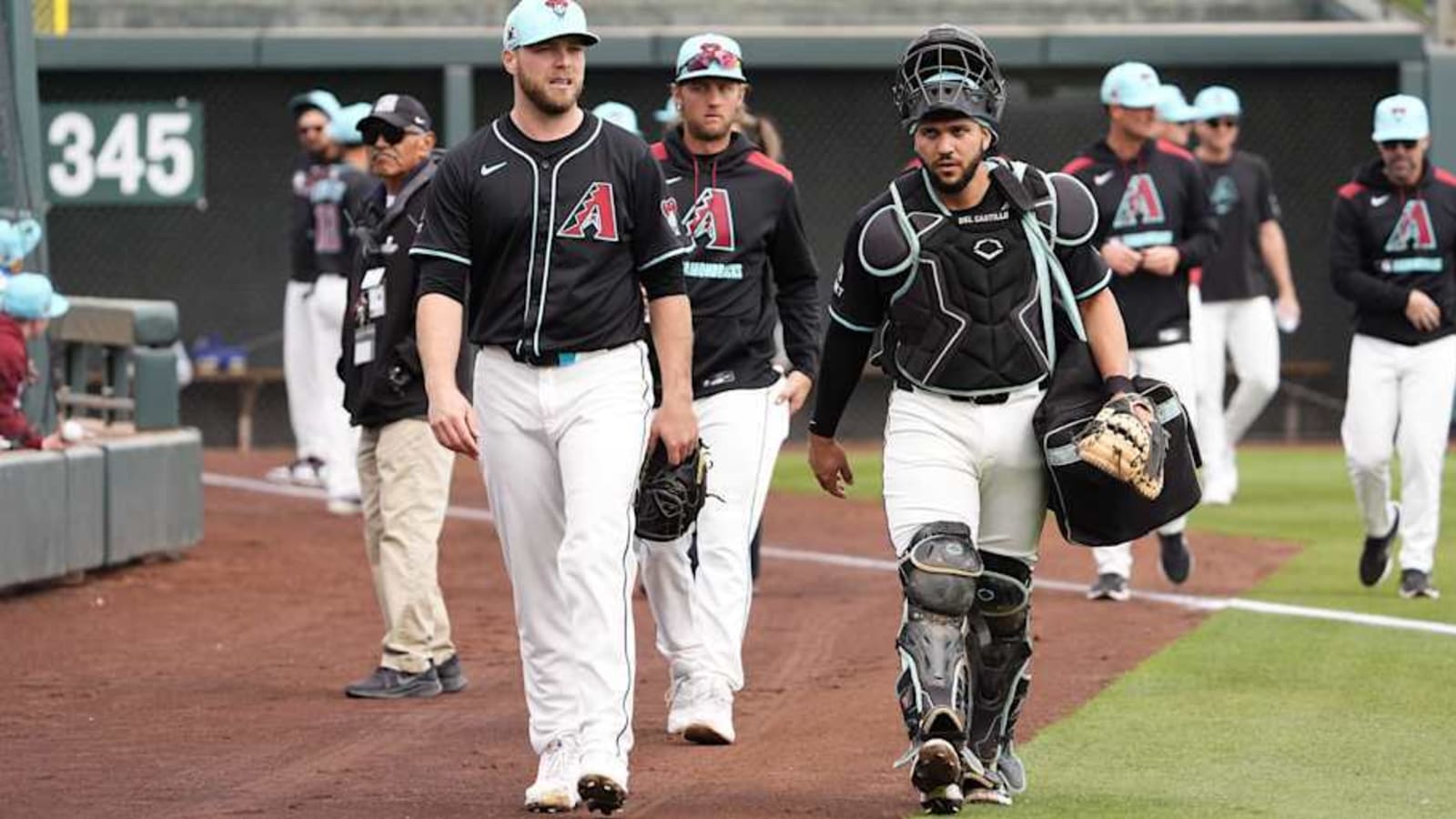 D-backs Score Multiple Touchdowns Against Rangers | Yardbarker