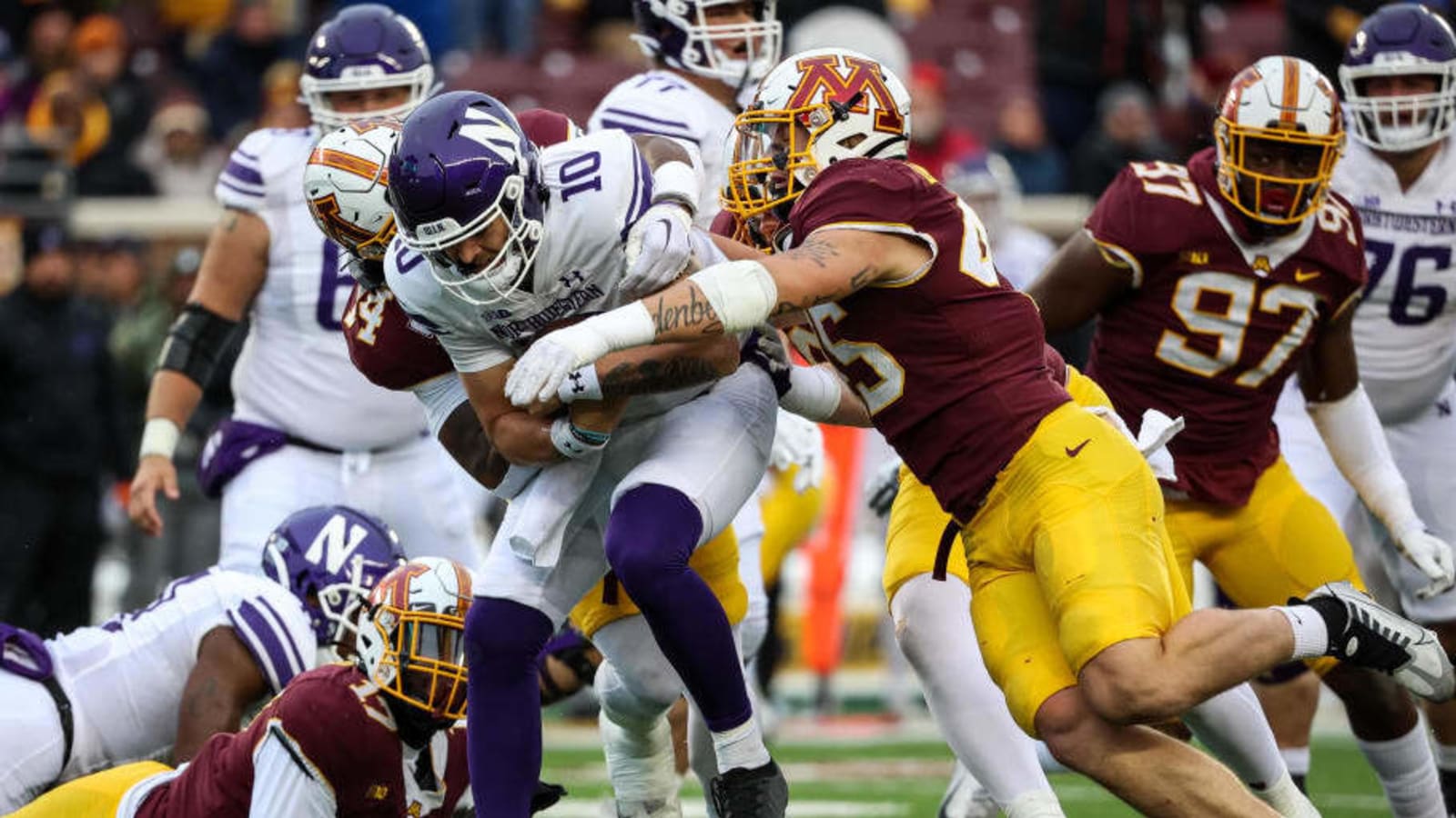 Cody Lindenberg recognized as one of the best linebackers in college ...