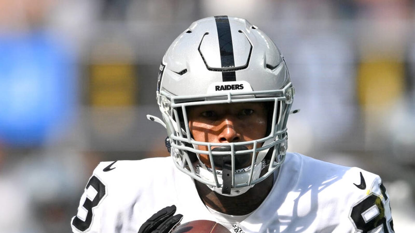 When will it be the 'right time' for Raiders' Waller? | Yardbarker