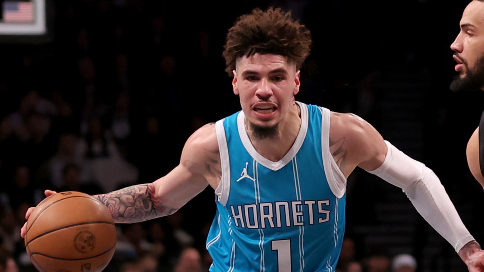 LaMelo Ball Had Special Message For His Dad After Amputation | Yardbarker