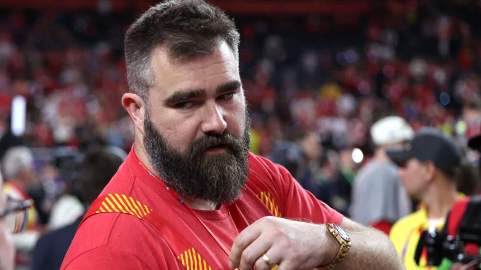 Jason Kelce could appear topless at Taylor Swift's wedding | Yardbarker