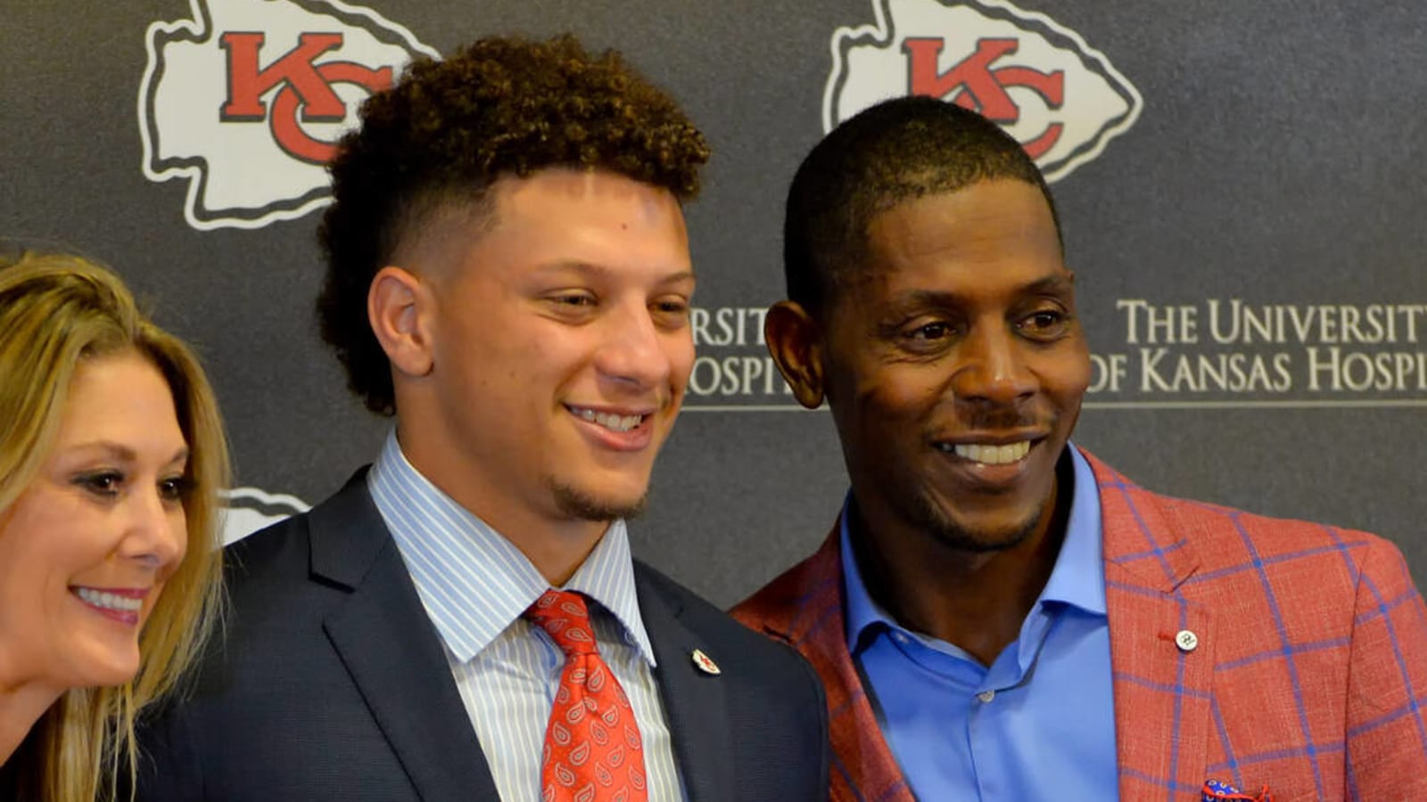 Patrick Mahomes’ father facing lengthy jail sentence | Yardbarker