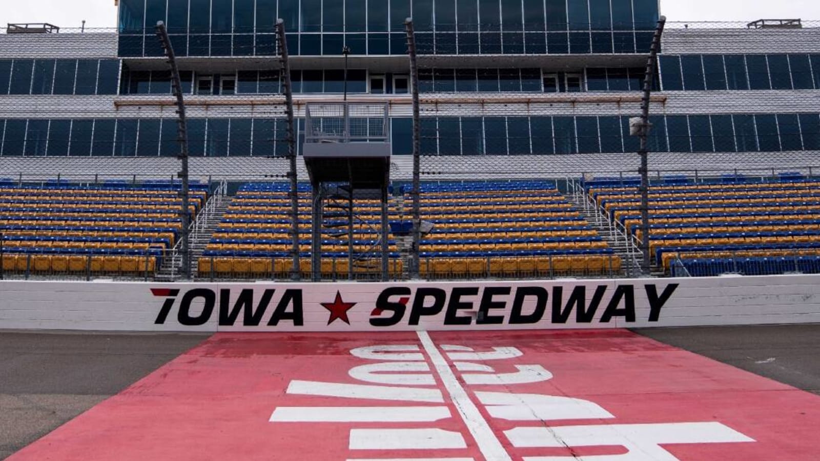 NASCAR Iowa Corn 350: Betting lines for the entire field to win at Iowa ...
