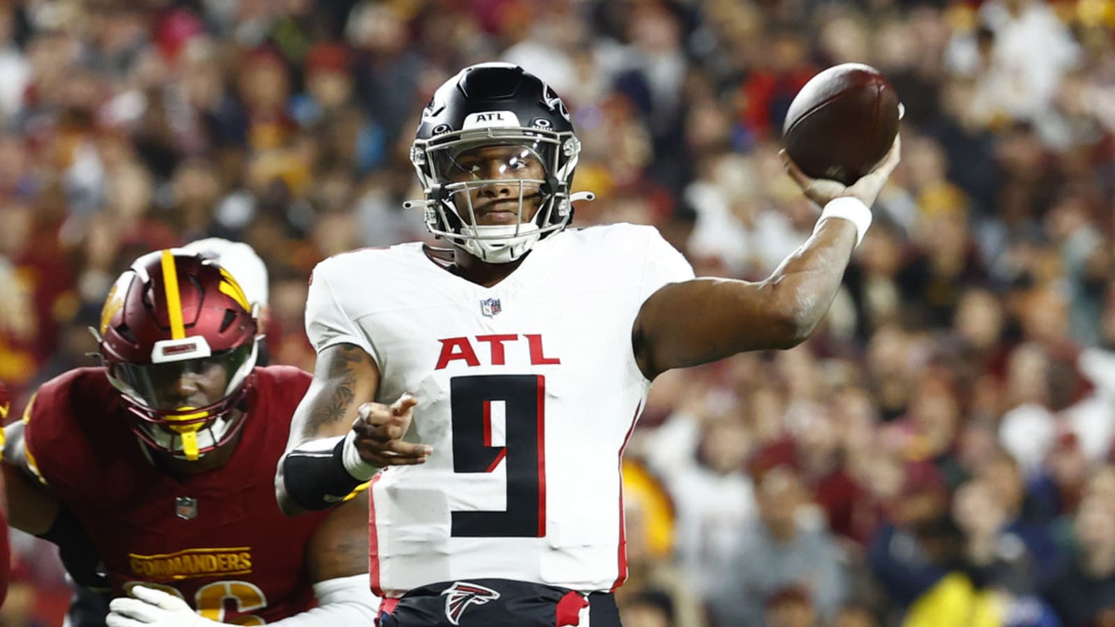 Michael Penix Jr.'s first NFL TD pass comes in big moment | Yardbarker