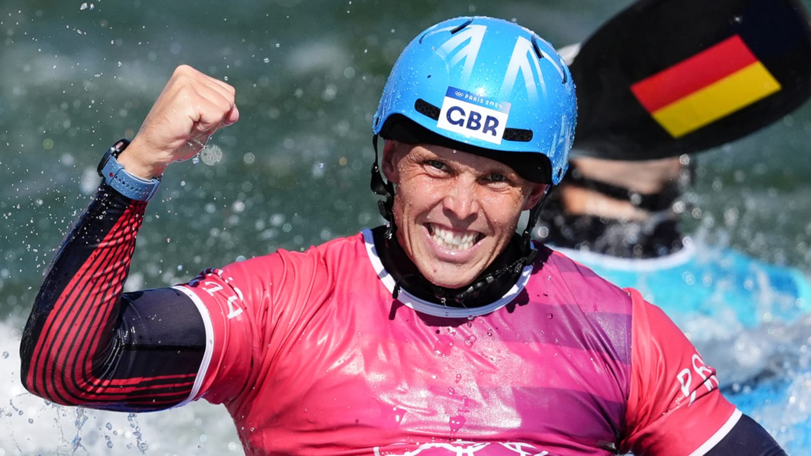 Olympic kayak cross event goes viral for chaotic nature | Yardbarker