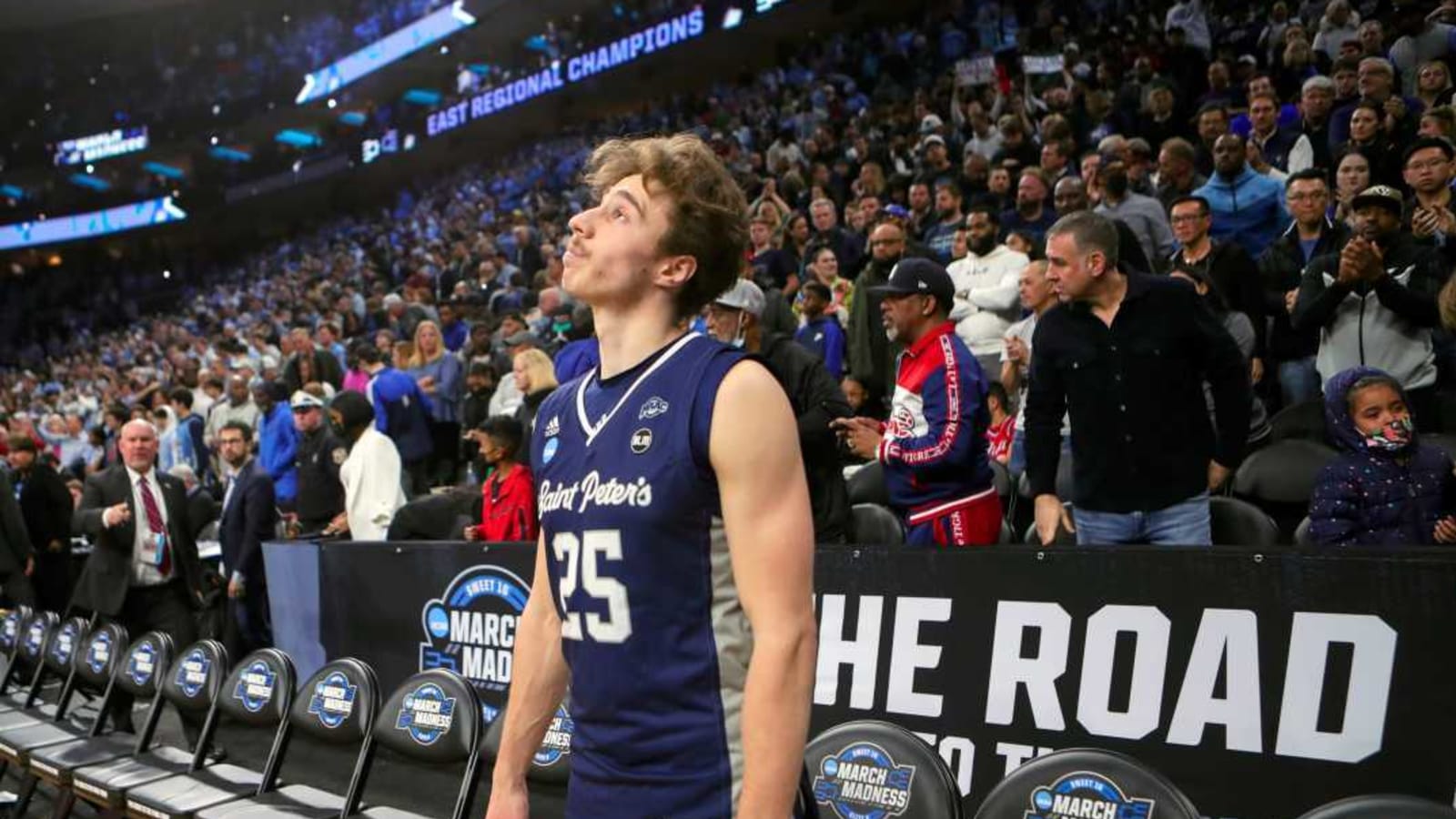 Former March Madness Hero Predicts Massive Upset in First Round of NCAA ...