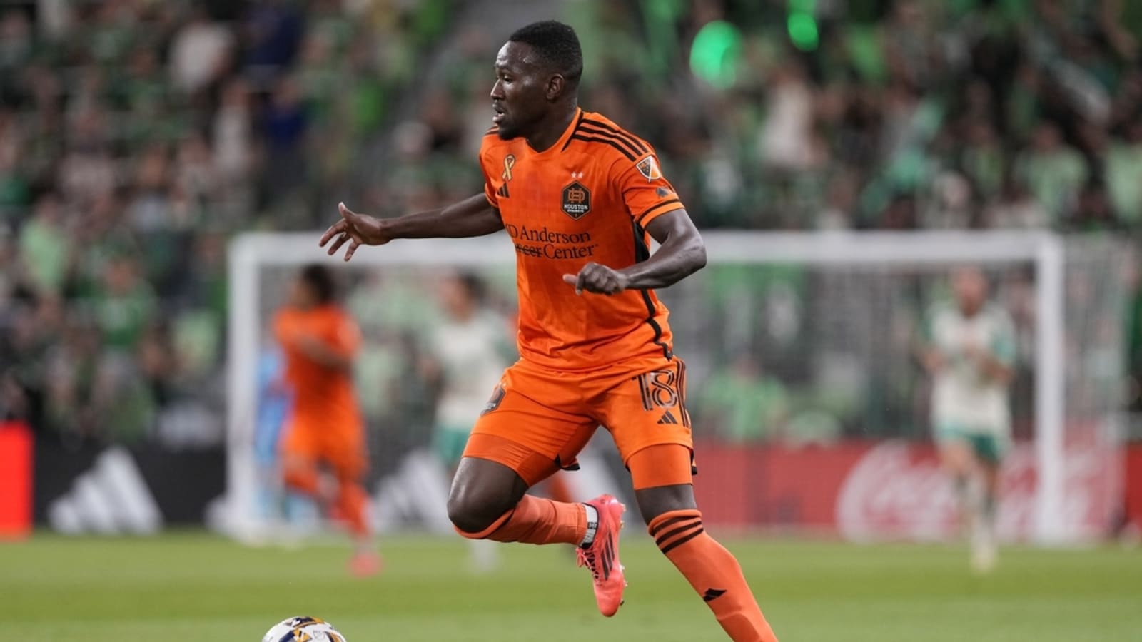 Dynamo 'turn the page' to focus on desperate Revolution | Yardbarker