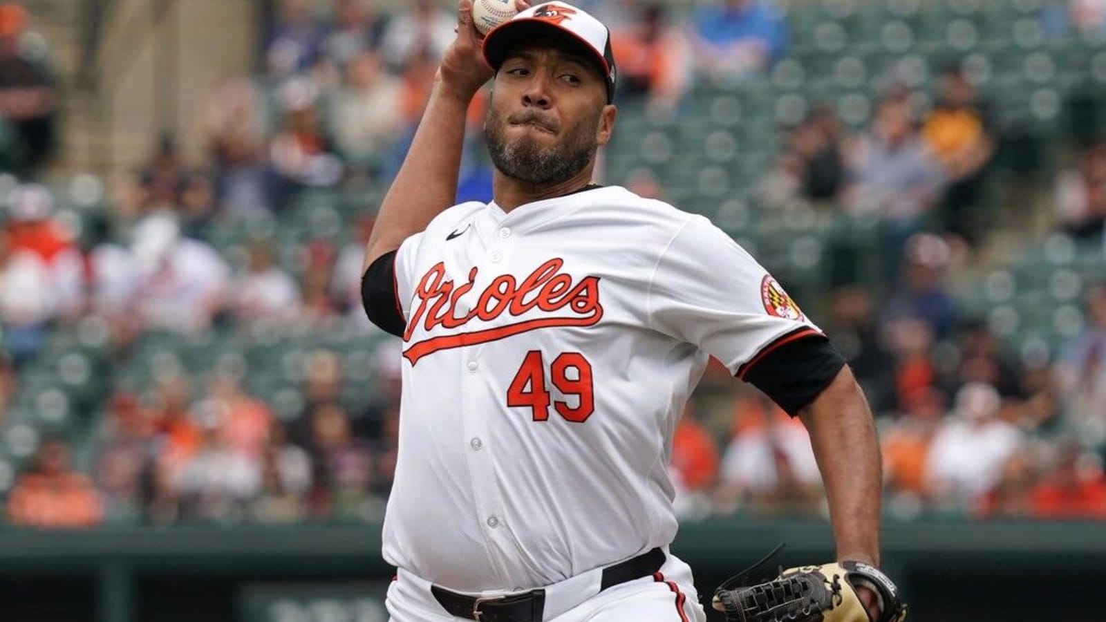 Albert Suarez, Orioles look to take down plummeting Angels | Yardbarker