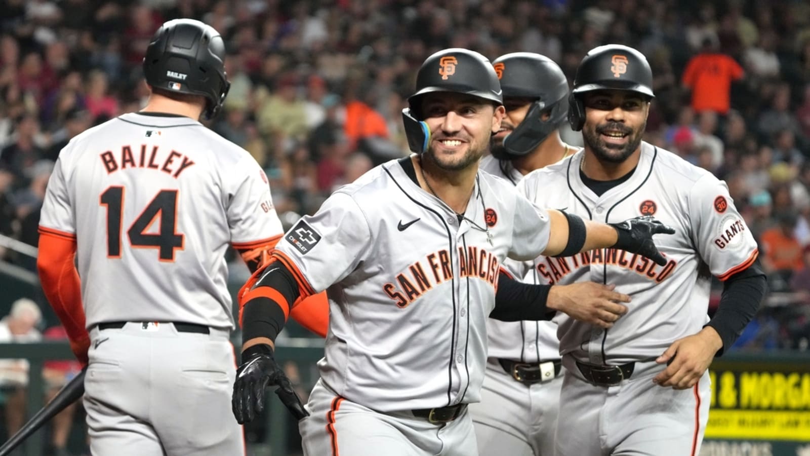 Giants hit 5 homers as D-backs lose ground in NL wild-card race ...