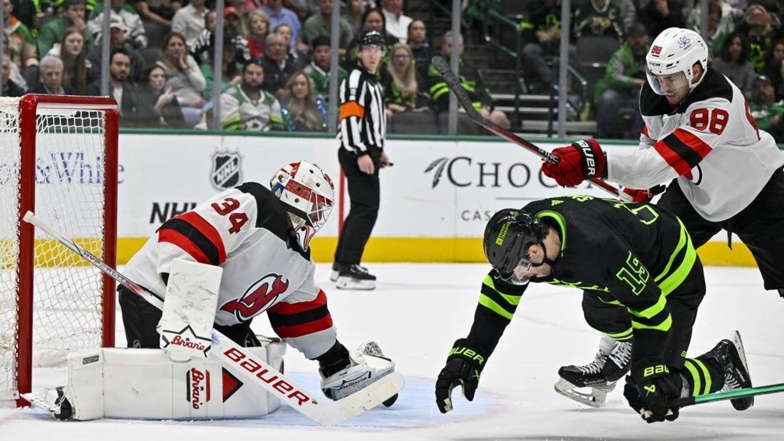 Jake Allen strong in debut as Devils top Stars | Yardbarker