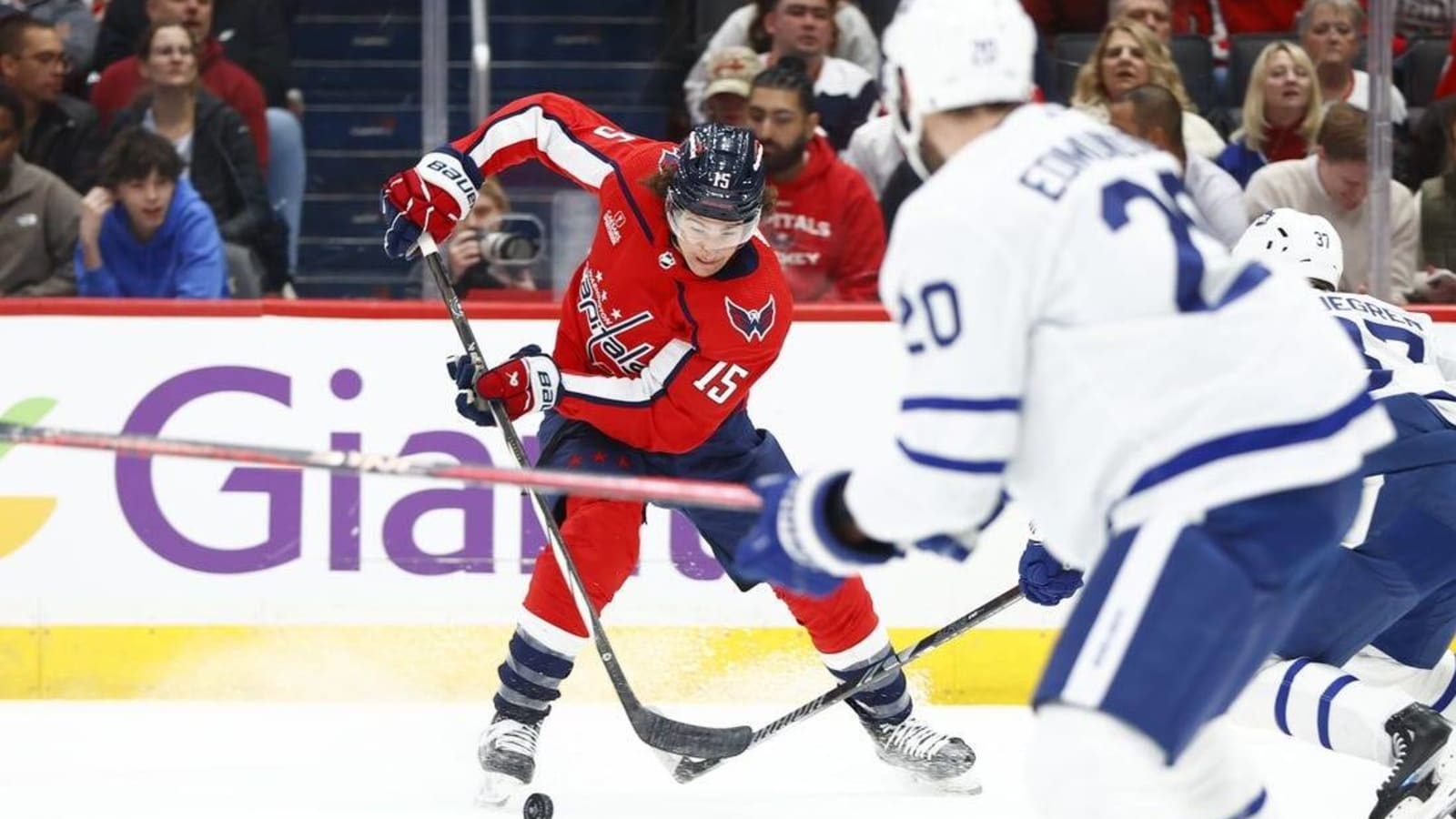 Leafs crush Caps behind Auston Matthews' 5-point game | Yardbarker