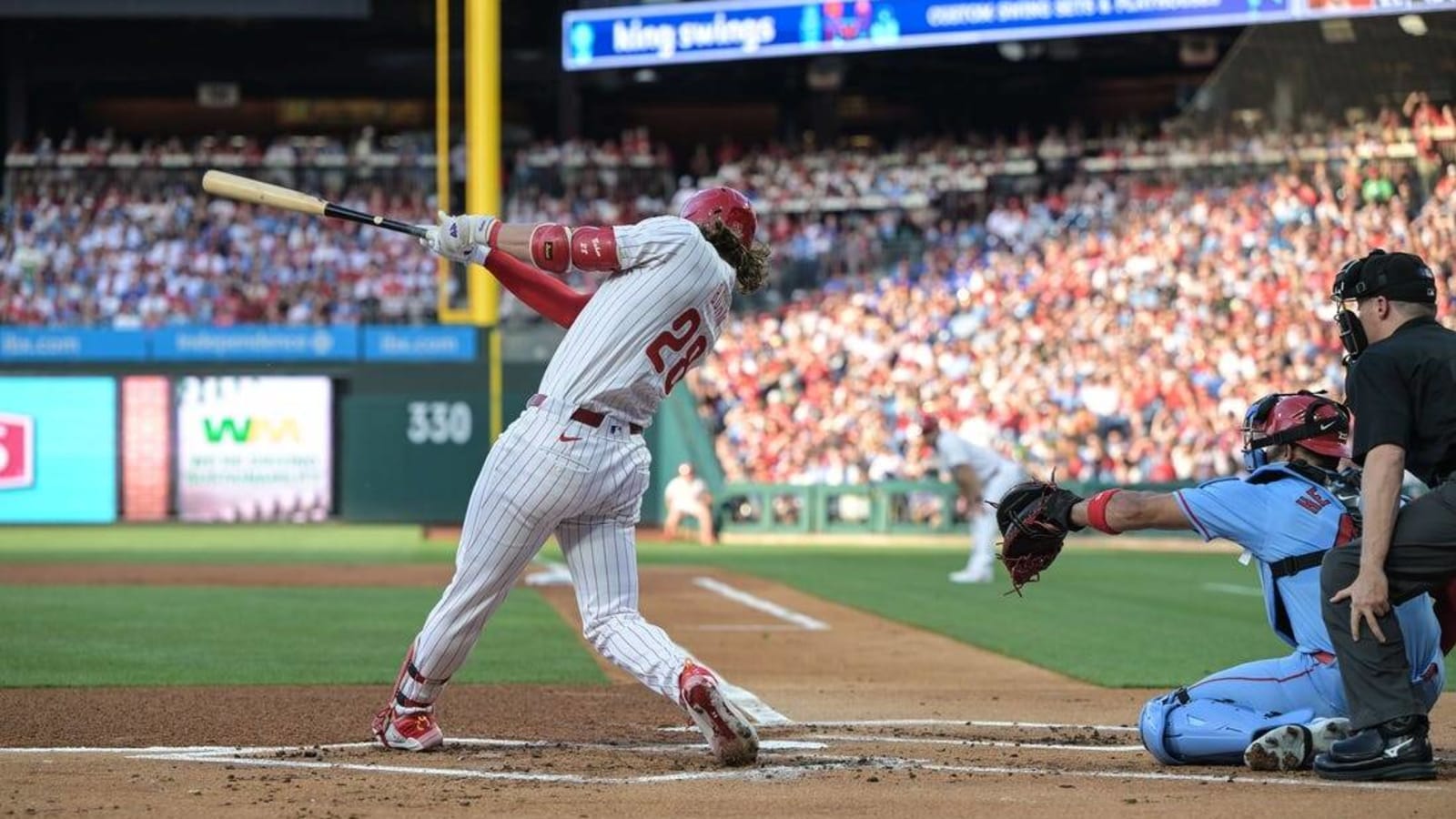 Phillies survive pitcher's short start to defeat Cardinals | Yardbarker
