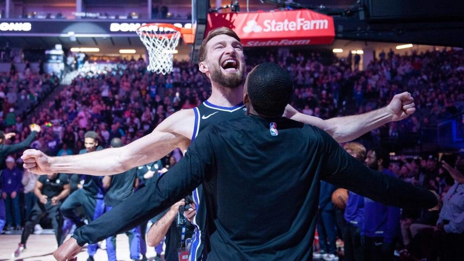 Kings eye fifth straight win against slumping Blazers | Yardbarker